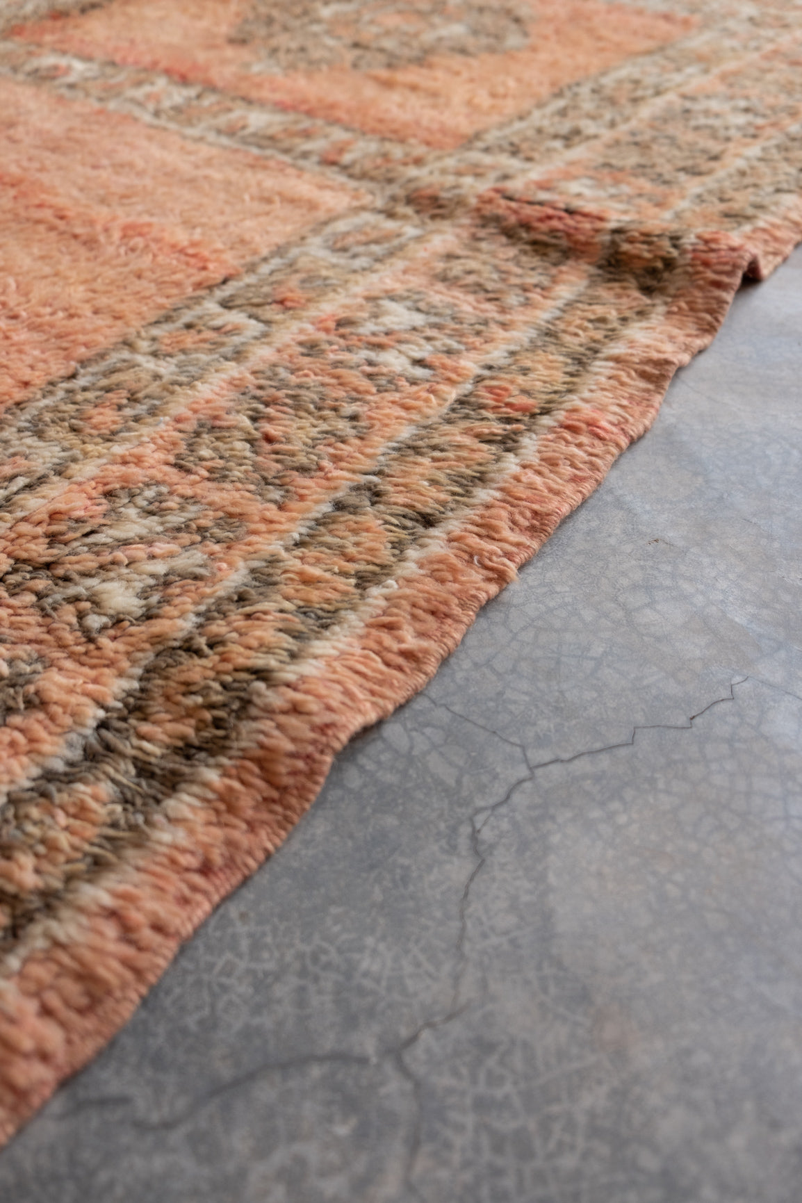 AVA - VINTAGE BOUJAAD RUG | 207X168 – Moroccan Tribe